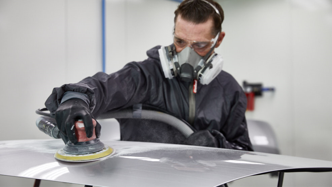 For a better physical well-being of bodyshop workers | A.B. Warehouse